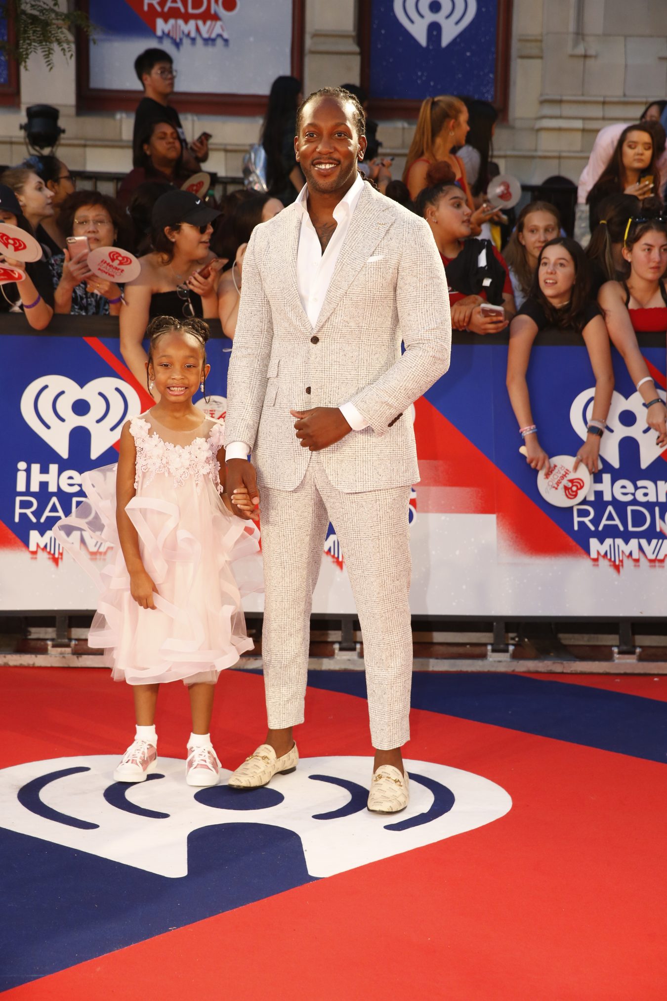 A LOVE LETTER TO THE SIX – TYRONE EDWARDS FROM ETALK REFUSES TO STAY ...